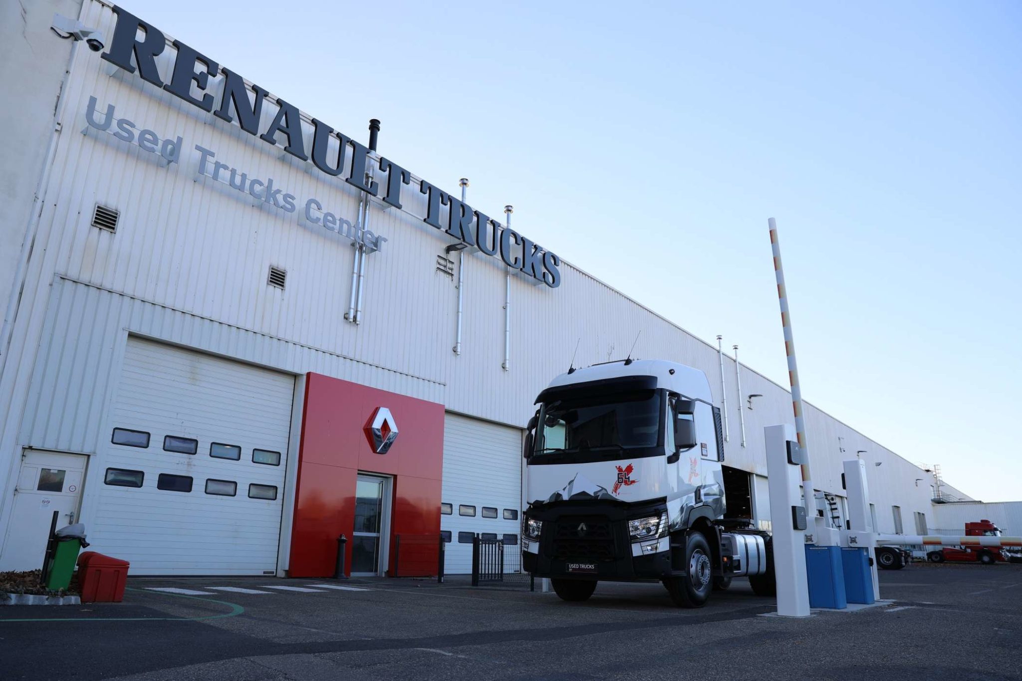 Renault Trucks’ innovative transport solutions designed for the Middle ...