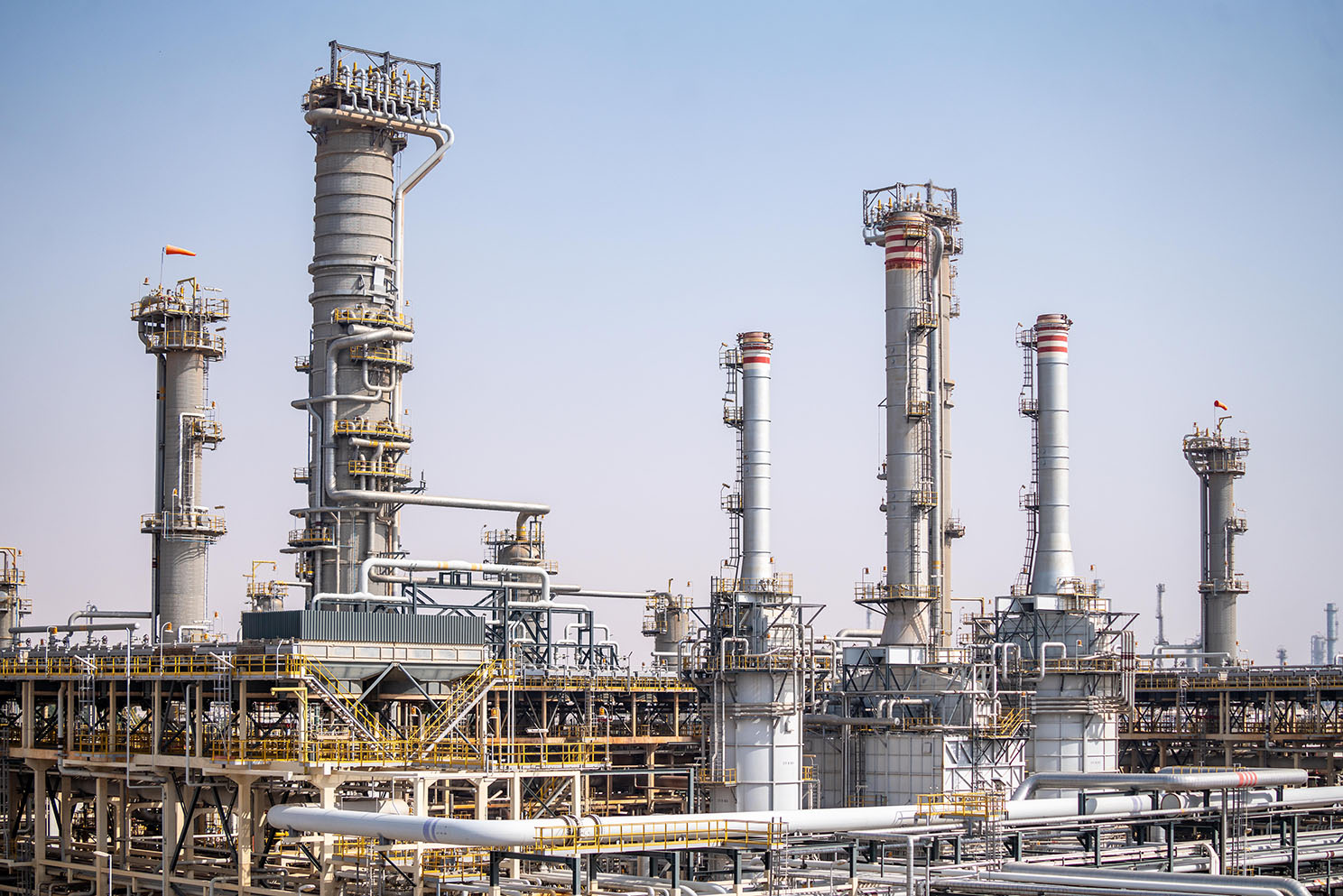 ADNOC and GE to develop decarbonisation roadmap for power generation in ...