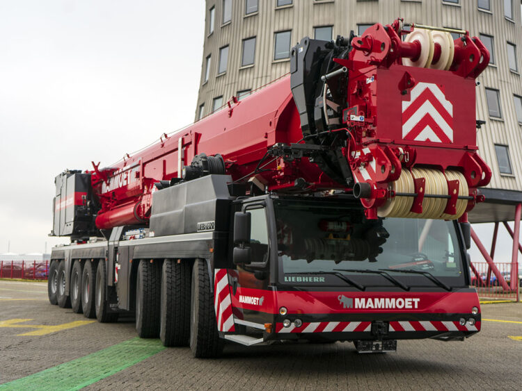 New Mammoet technology enables real-time carbon monitoring