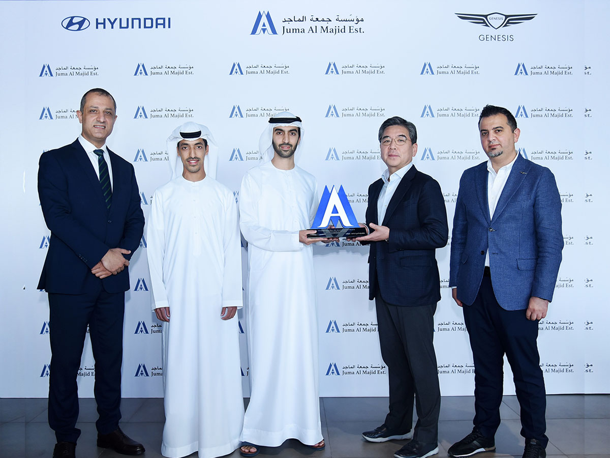 Juma Al Majid marks four-decade partnership with Hyundai CEO